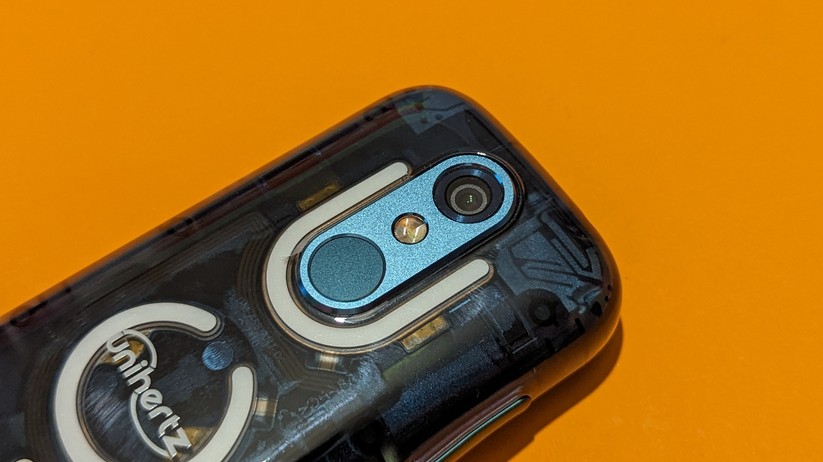 Top 10: Die kleinsten Android-Handys der Welt – manche sind sogar gut ...