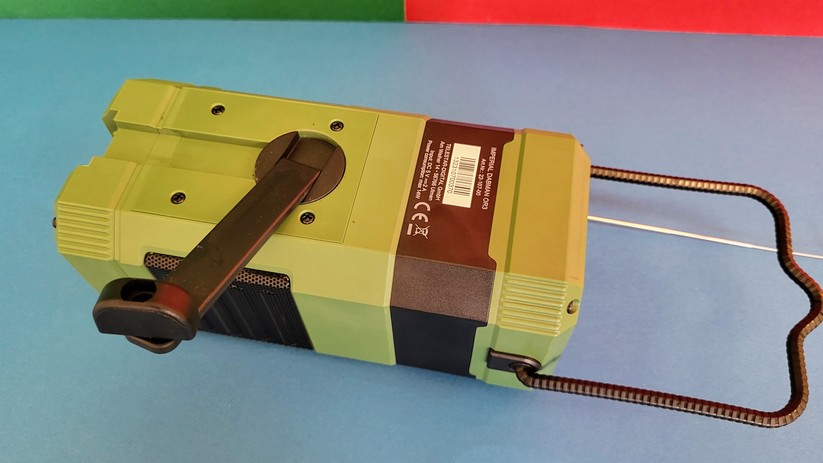 Top 10: Das beste Kurbelradio im Test – mit Solar, DAB+ & Co. | Heise ...